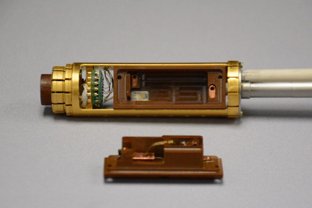 High Voltage Cryogenic Probe | Materials Tester Accessories